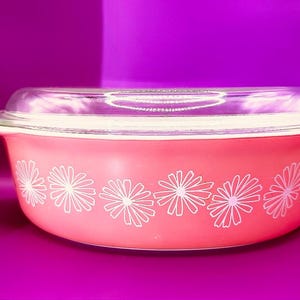 Vintage 1950s Pyrex Pink Daisy 045 Oval Casserole W/ Lid 2.5 Quarts - Etsy