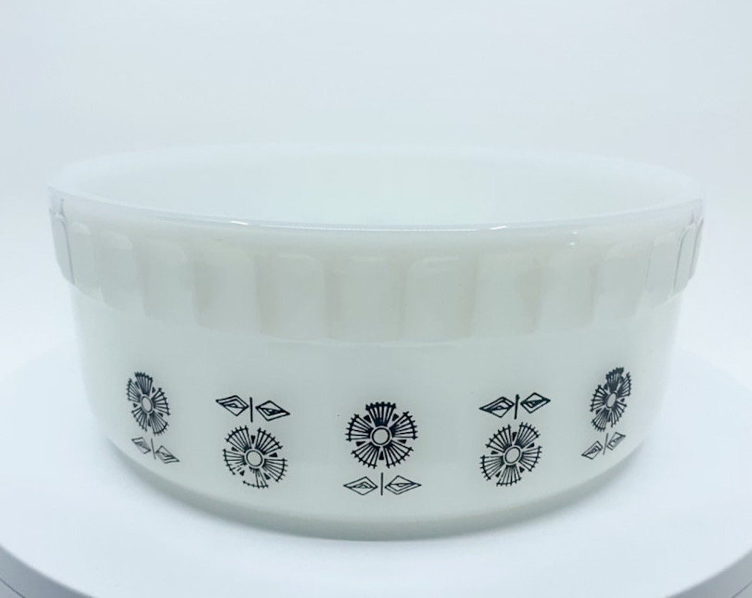 Vintage 1970s Agee Crown Pyrex australian Black & White Minstrel ...