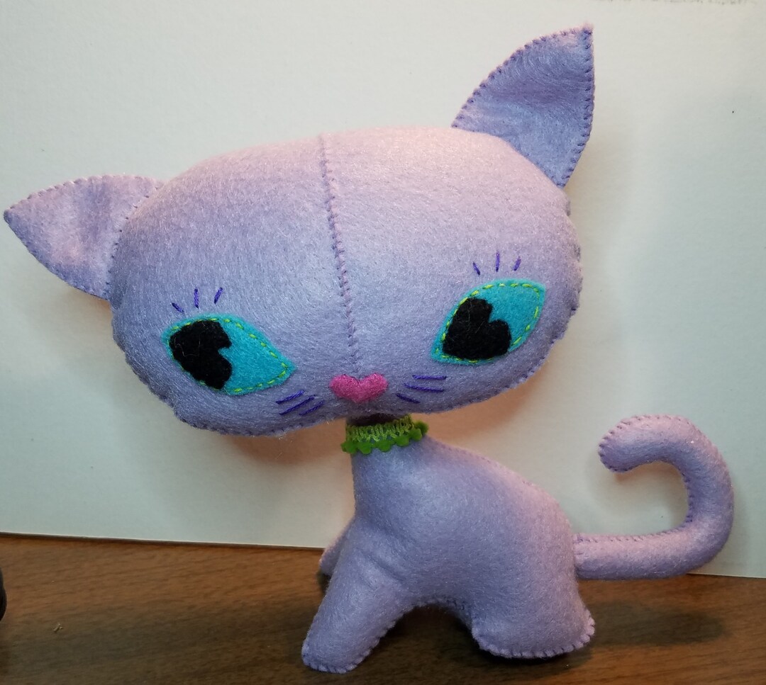 Vintage Style Kawaii Big Eyes Lavender Cat Felt Plushie - Etsy