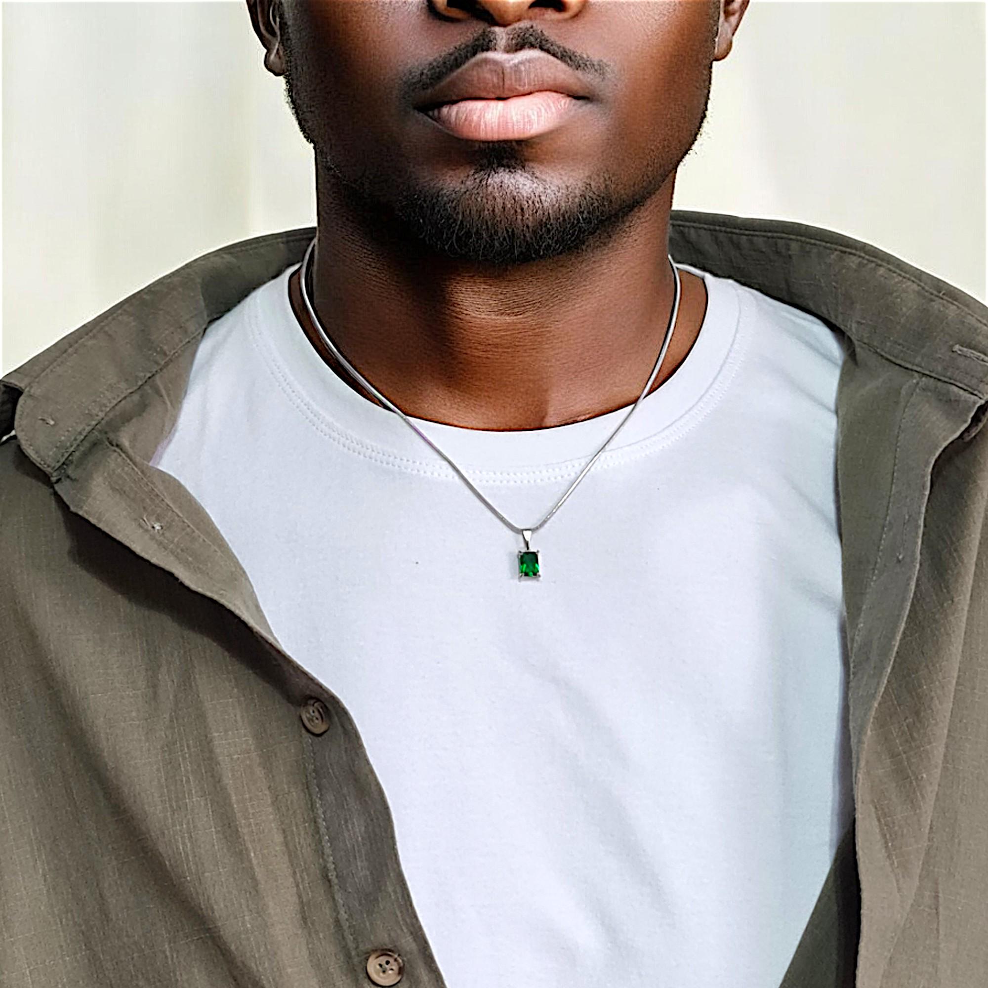 Elegant Men's Emerald Necklace - Minimalist Business Suit Accessories ...