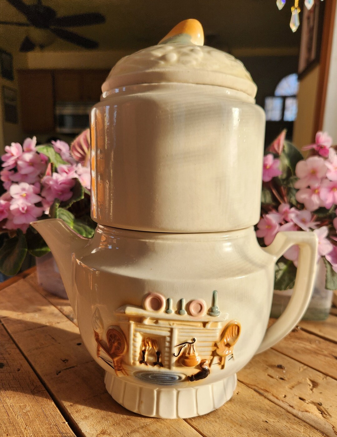 Porcelier Colonial Spinning Wheel & Hearth Vitreous Teacup With ...