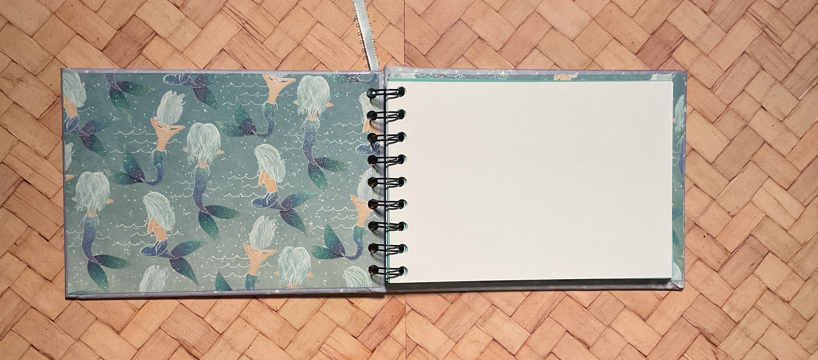 The Little Mermqid Ariel Disney Autograph Book Scrapbook Photo Book 30 ...