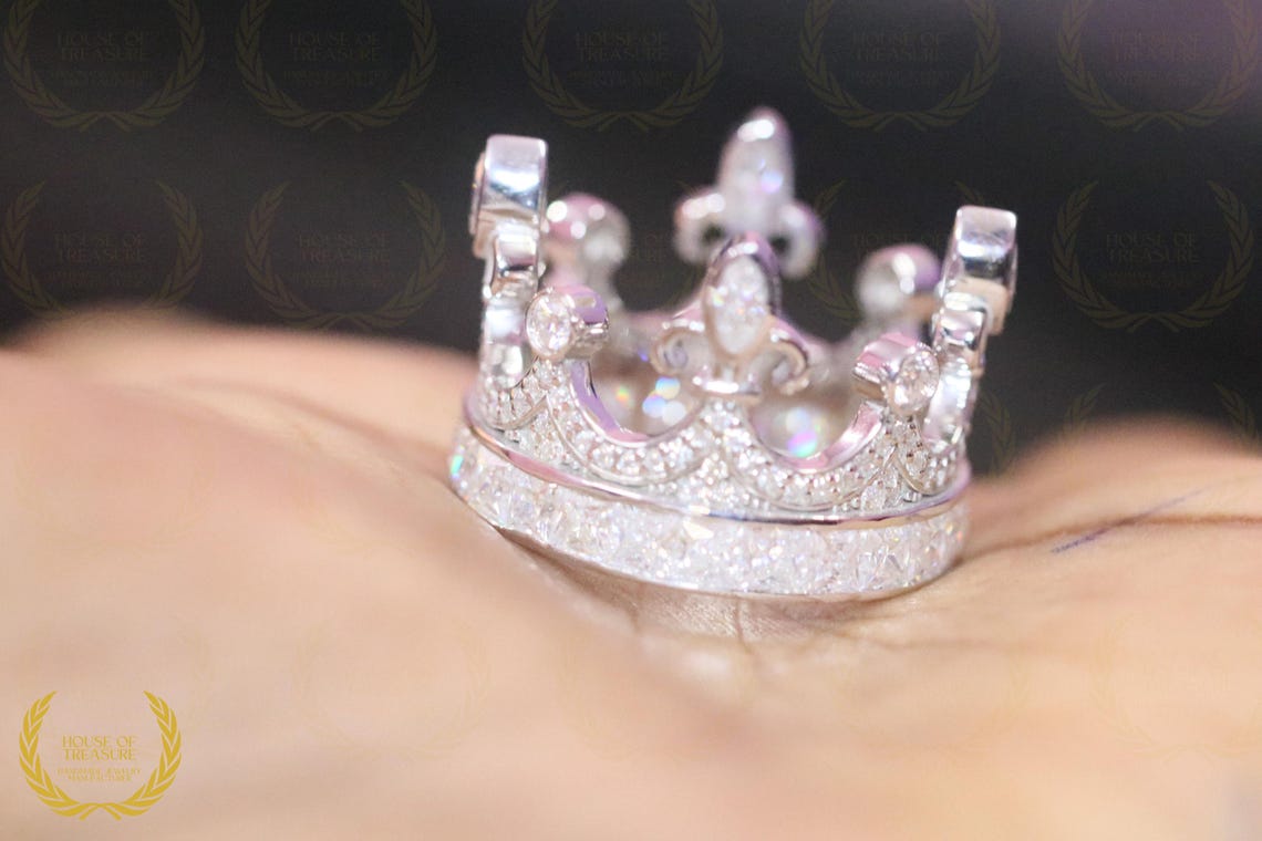 King Crown Moissanite Ring, Iced Out Hip Hop Style, Gift for Him - Etsy
