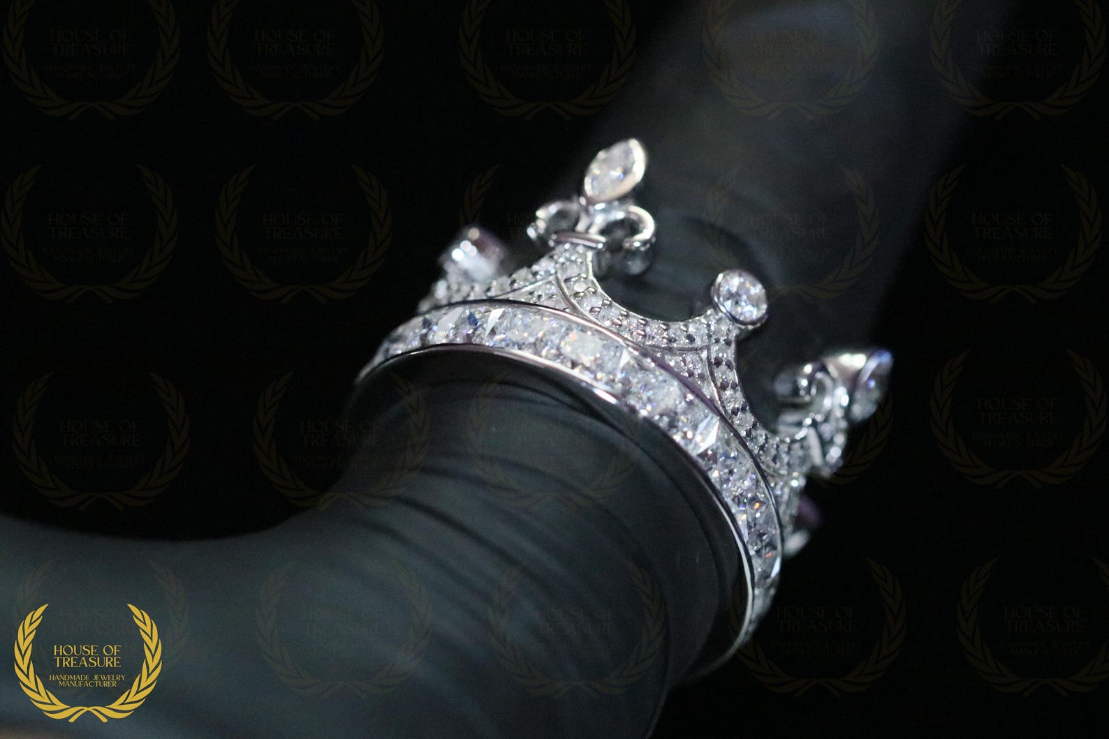 King Crown Moissanite Ring, Iced Out Hip Hop Style, Gift for Him - Etsy