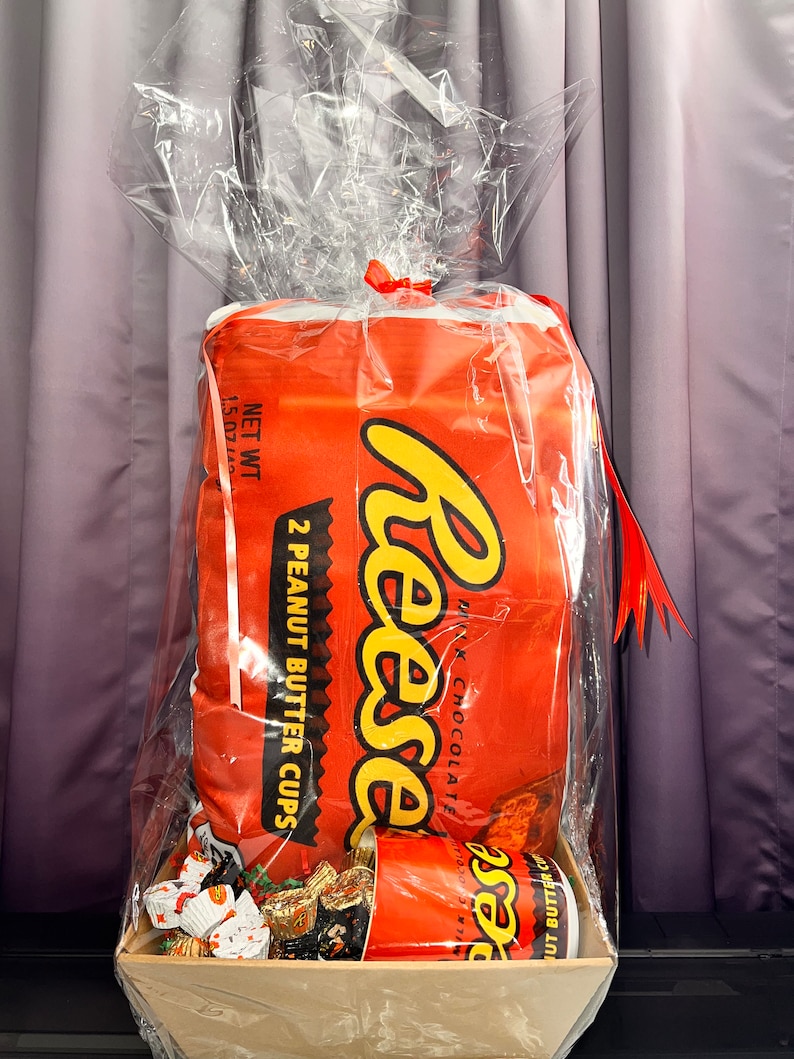 Reese’s Peanut Butter Cups Gift Set W/ New Double Sided Pillow - Etsy