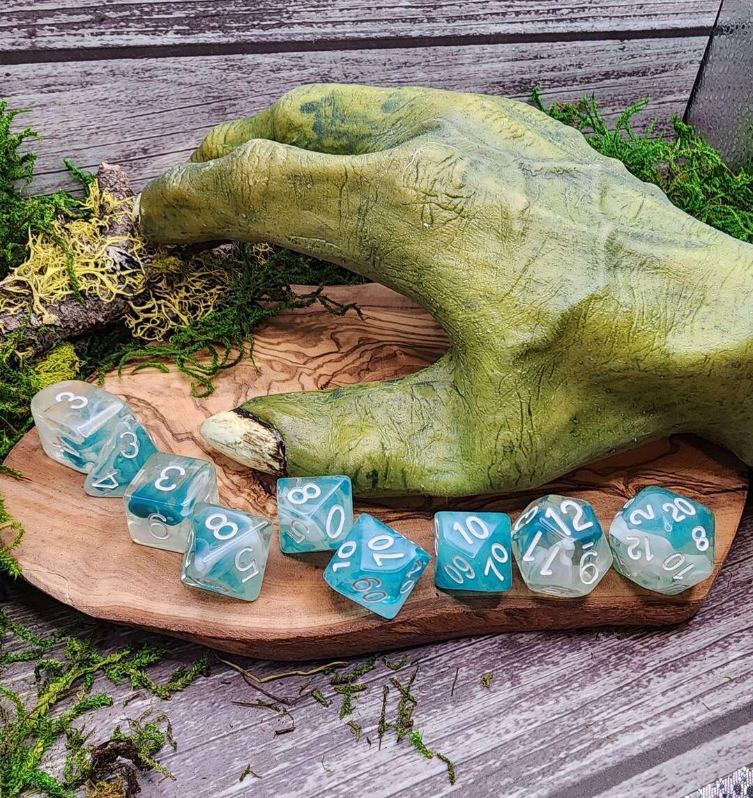 Stormfrost Relics Dice | D&D| Snow Dice | Dungeons and Dragons Dice ...