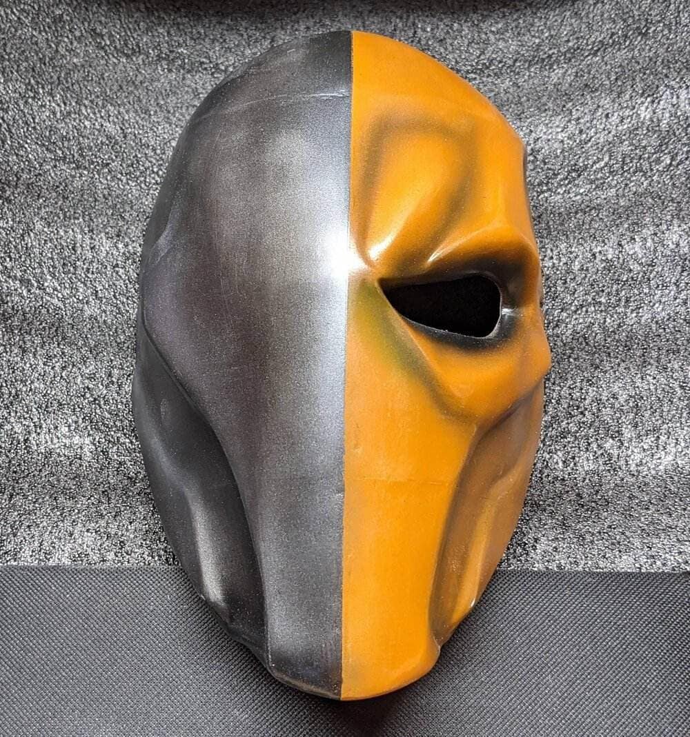 Deathstroke Injustice Mask