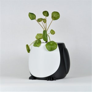 Penguin Planter Cute Animal Plant Pot Minimalistic 3D Printed Home ...