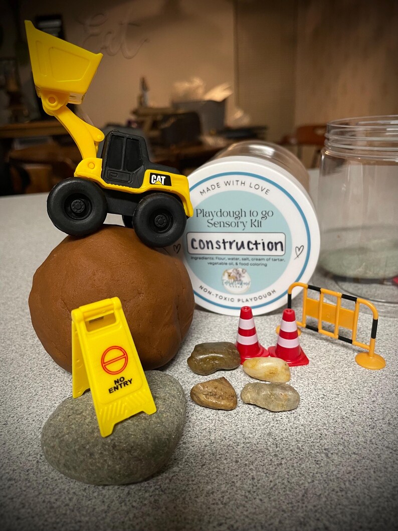 Construction Playdough Kit - Etsy