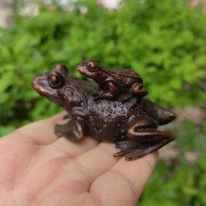 Copper Frog Statue Fengshui Decor, Brass Fengshui Mother and Child Toad ...