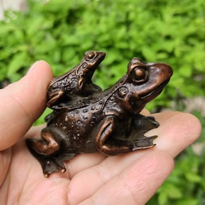 Copper Frog Statue Fengshui Decor, Brass Fengshui Mother and Child Toad ...