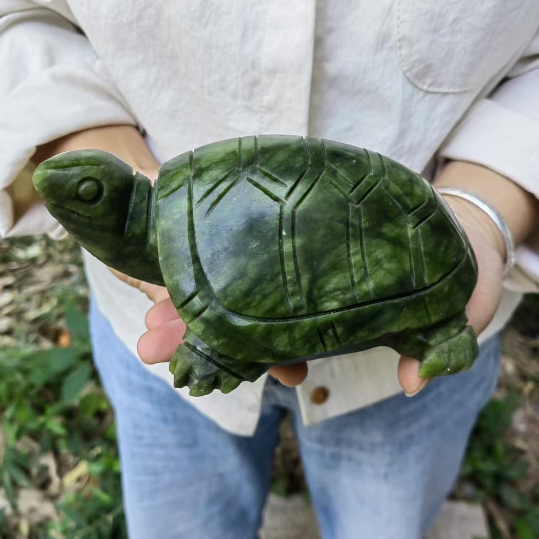 Handcrafted Natural Green Jade Stone Sea Turtle Statue Hand-carved ...