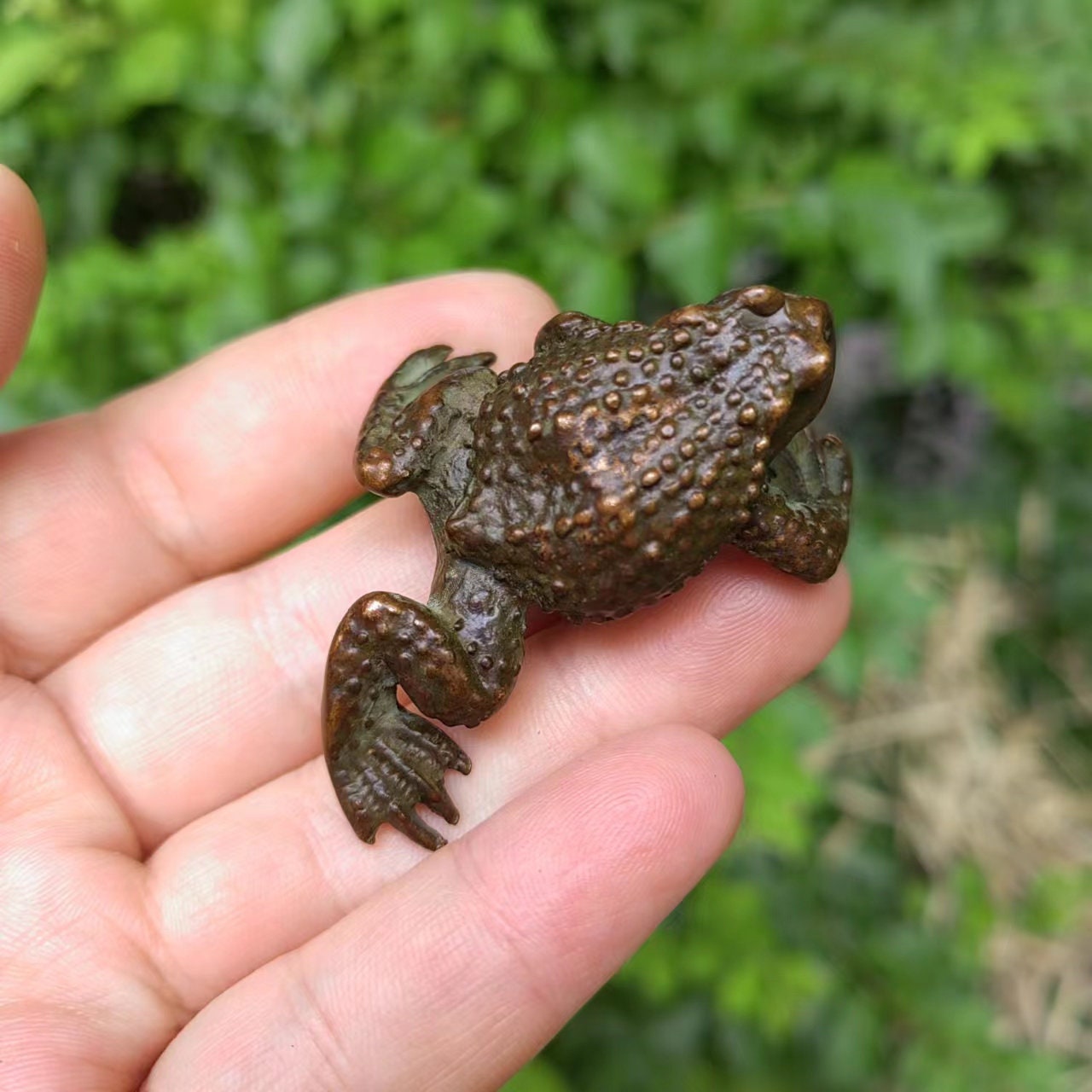Brass Fengshui Royal Toad Statue Luck & Success Home Décor Sculpture ...