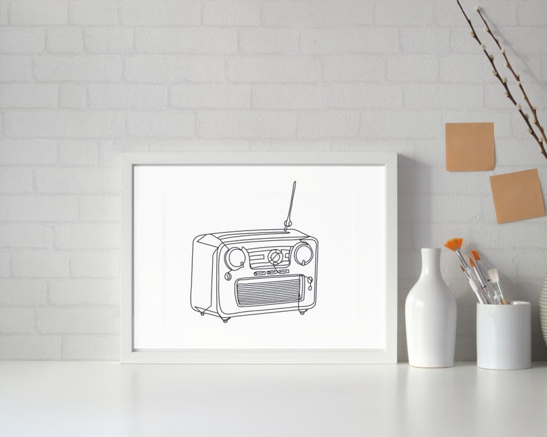 Minimalist Vintage Radio Line Art, Printable Retro Home Decor, Old ...