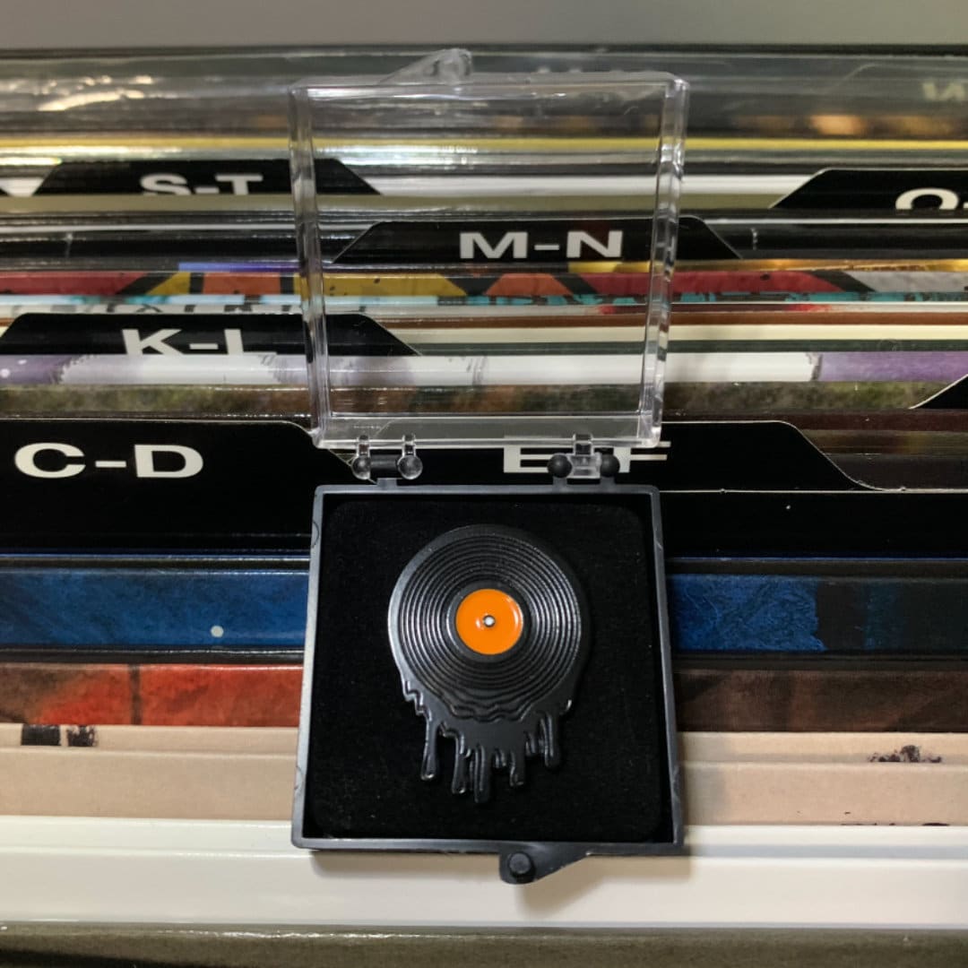 Dripping Vinyl Pin, Creative, Crafty, Music, Cute, Stylish, New, Lapel ...