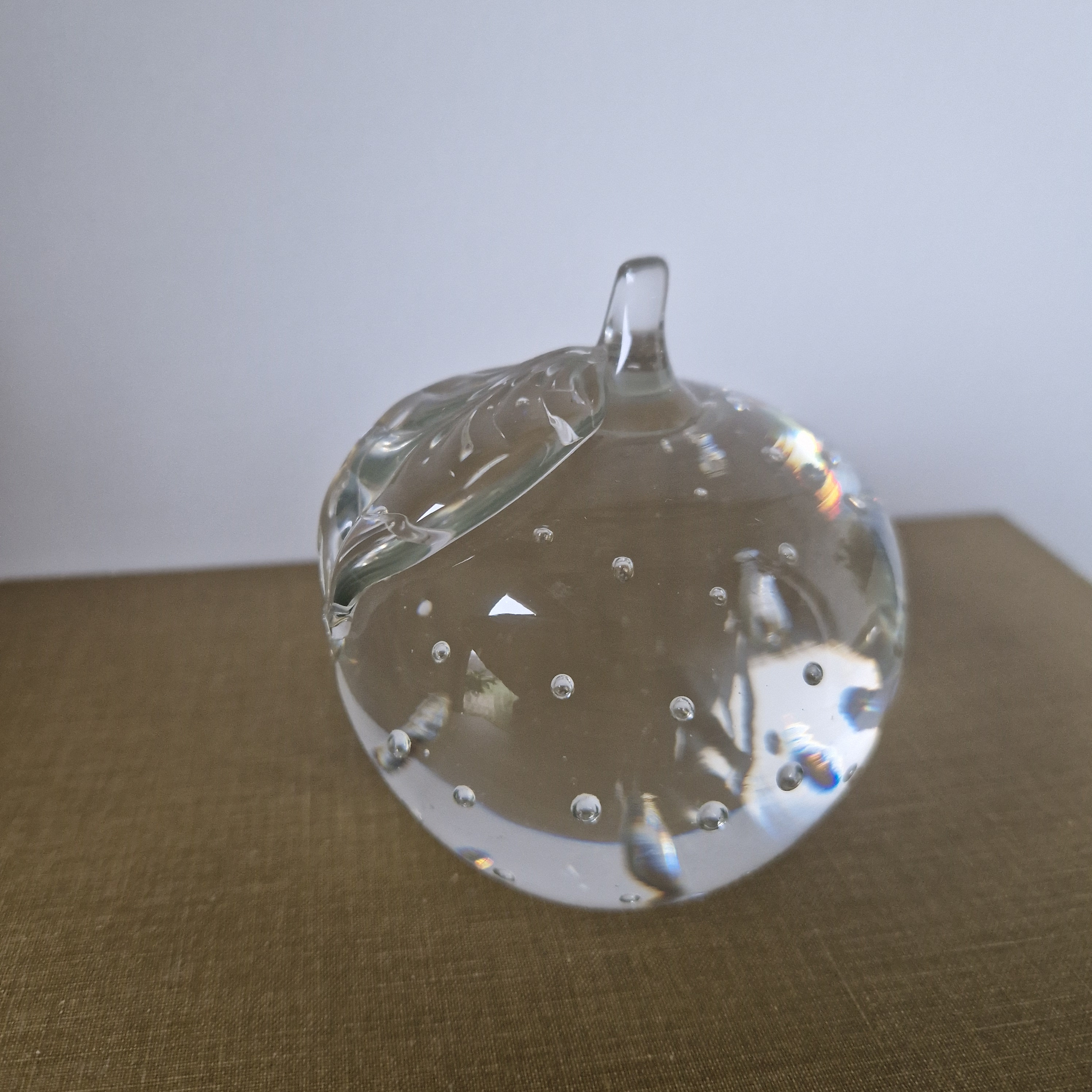 Vintage Glass Paper Weight Apple, Crystal Apple Decoration, Sparkling ...