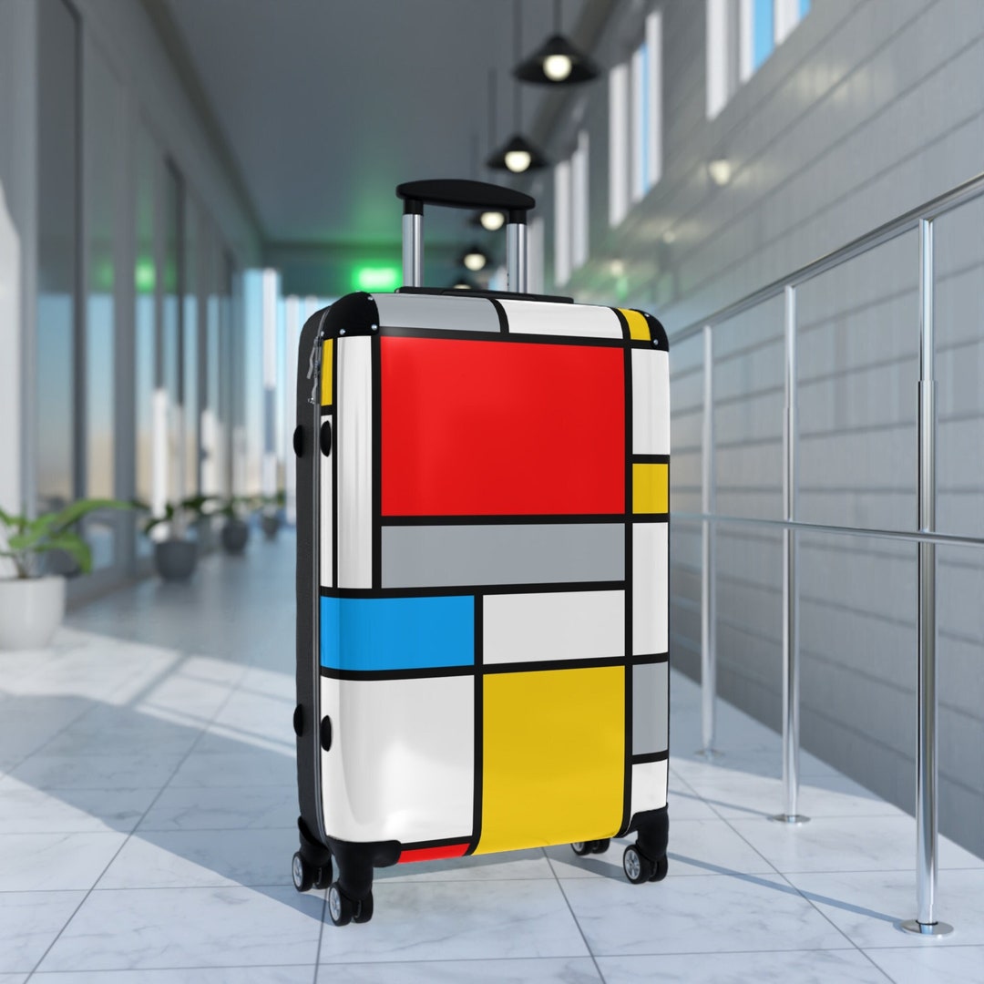 Minimalist Rolling Hardshell Luggage Set of 3 Suitcase in Primary ...