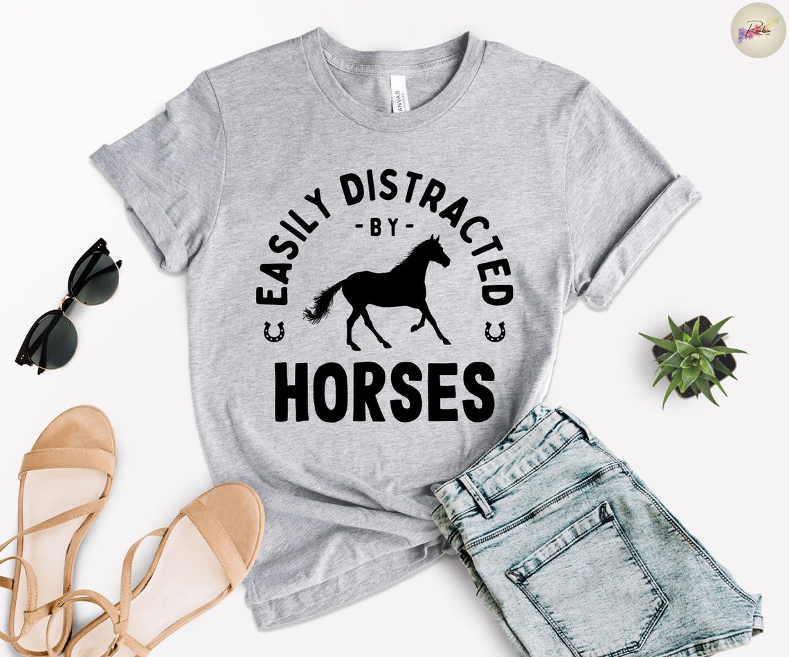 Easily Distracted by Horses T-shirt: Unisex Horse Lover Apparel - Etsy
