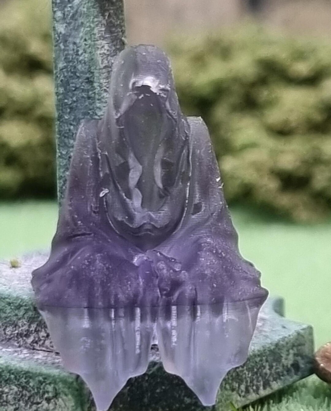 Miniature, 1/48th Scale, Translucent Smoky Black Sitting Faceless Ghost ...