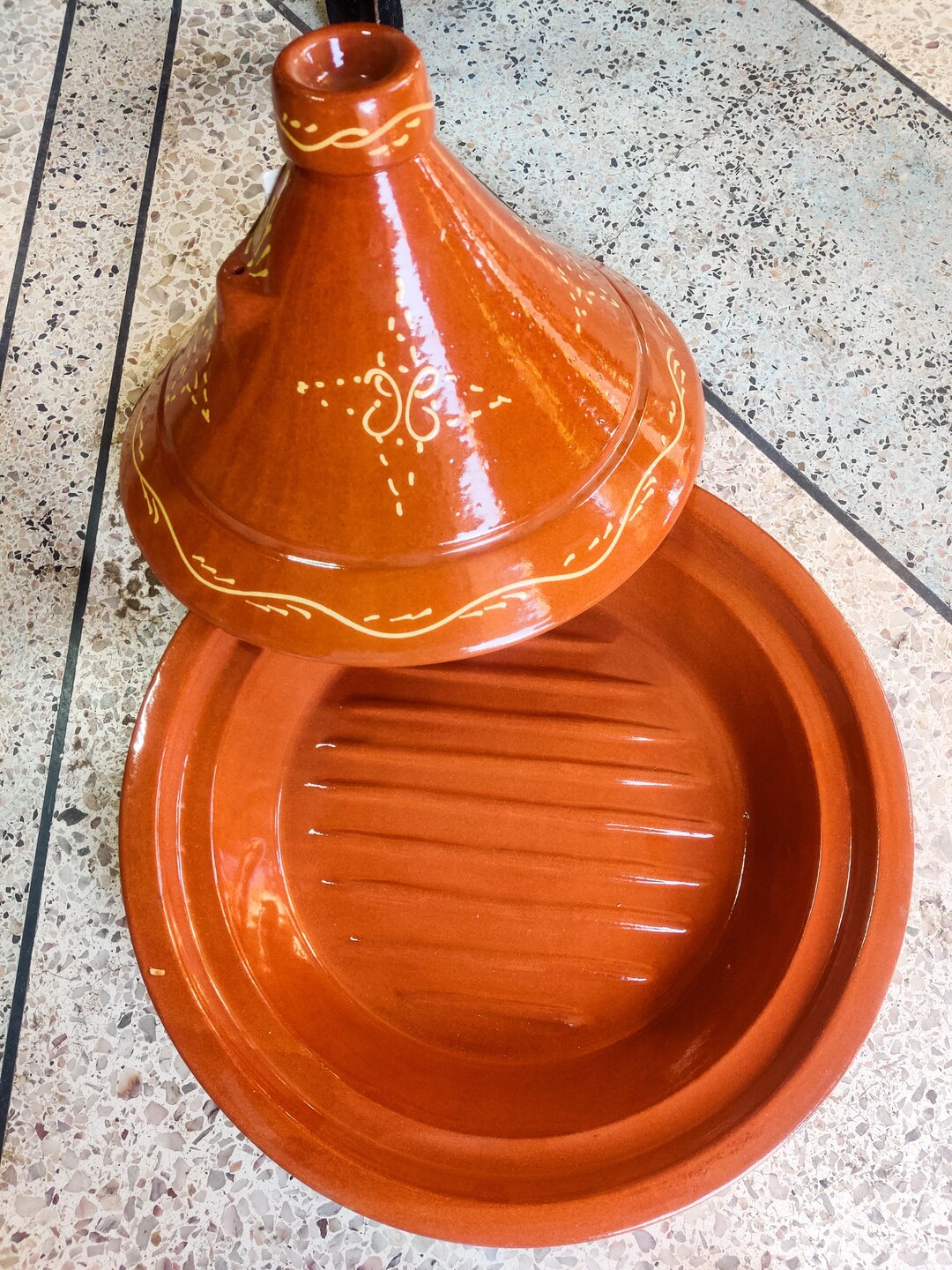 Trendy Moroccan Round Tajine, Tajine Rond, Tajine for Cooking Moroccan ...