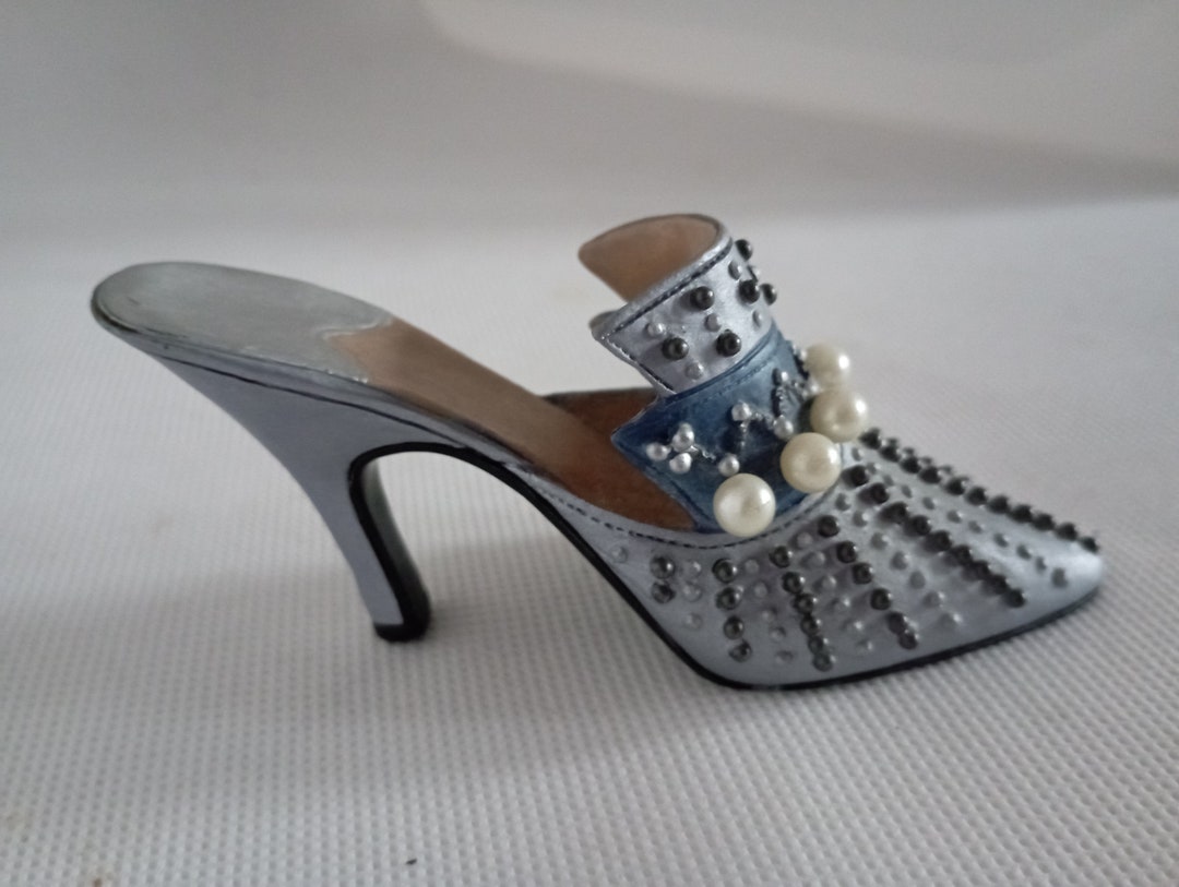 Just the Right Shoe Frosted Fantasy, Just the Right Shoe Frosted ...