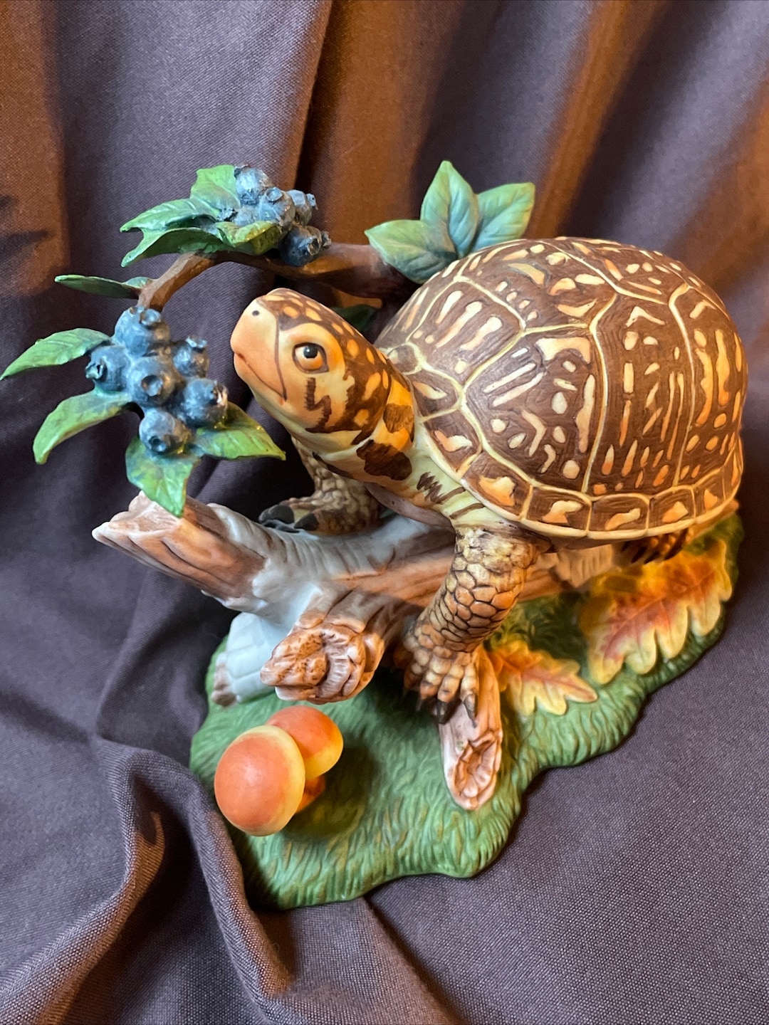Fruitful Pursuit Box Turtle Figurine Excellent/mint Condition - Etsy