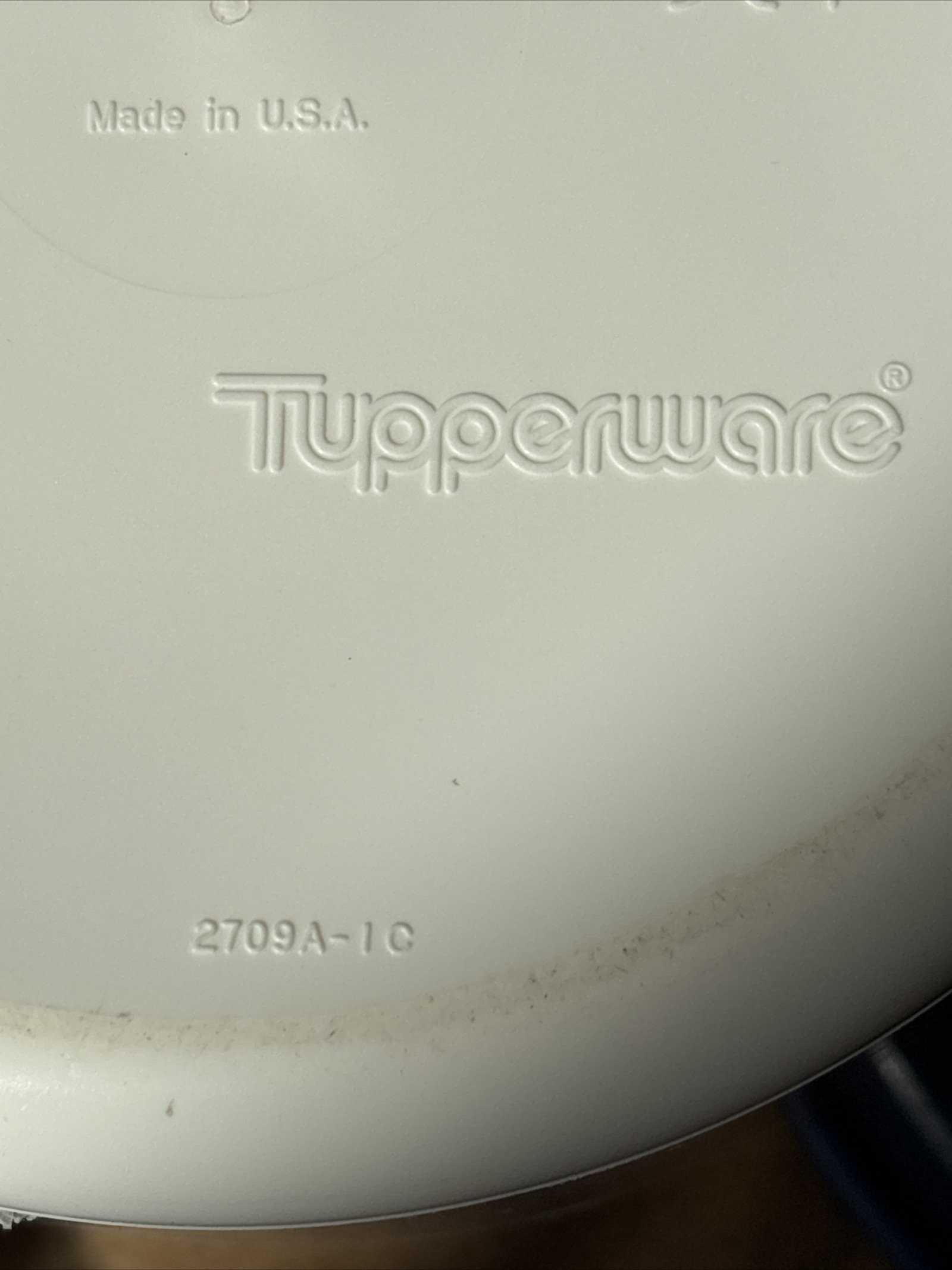 Tupperware Coffee House Canisters Set of 2 With Scoop Spoon Blue Lids ...