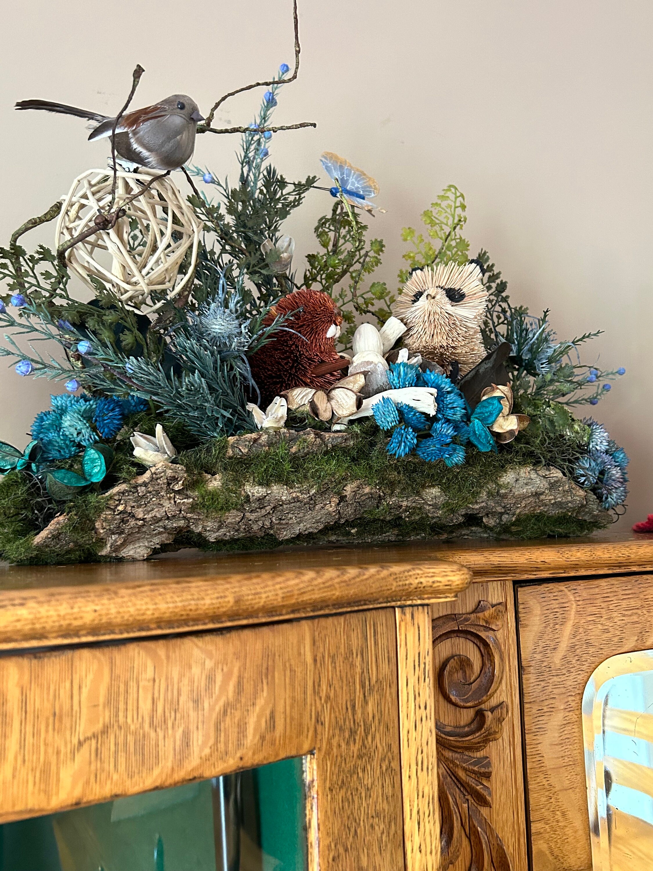 Racoon and Beaver Natural Rustic Log Arrangement With Blue Thistle ...