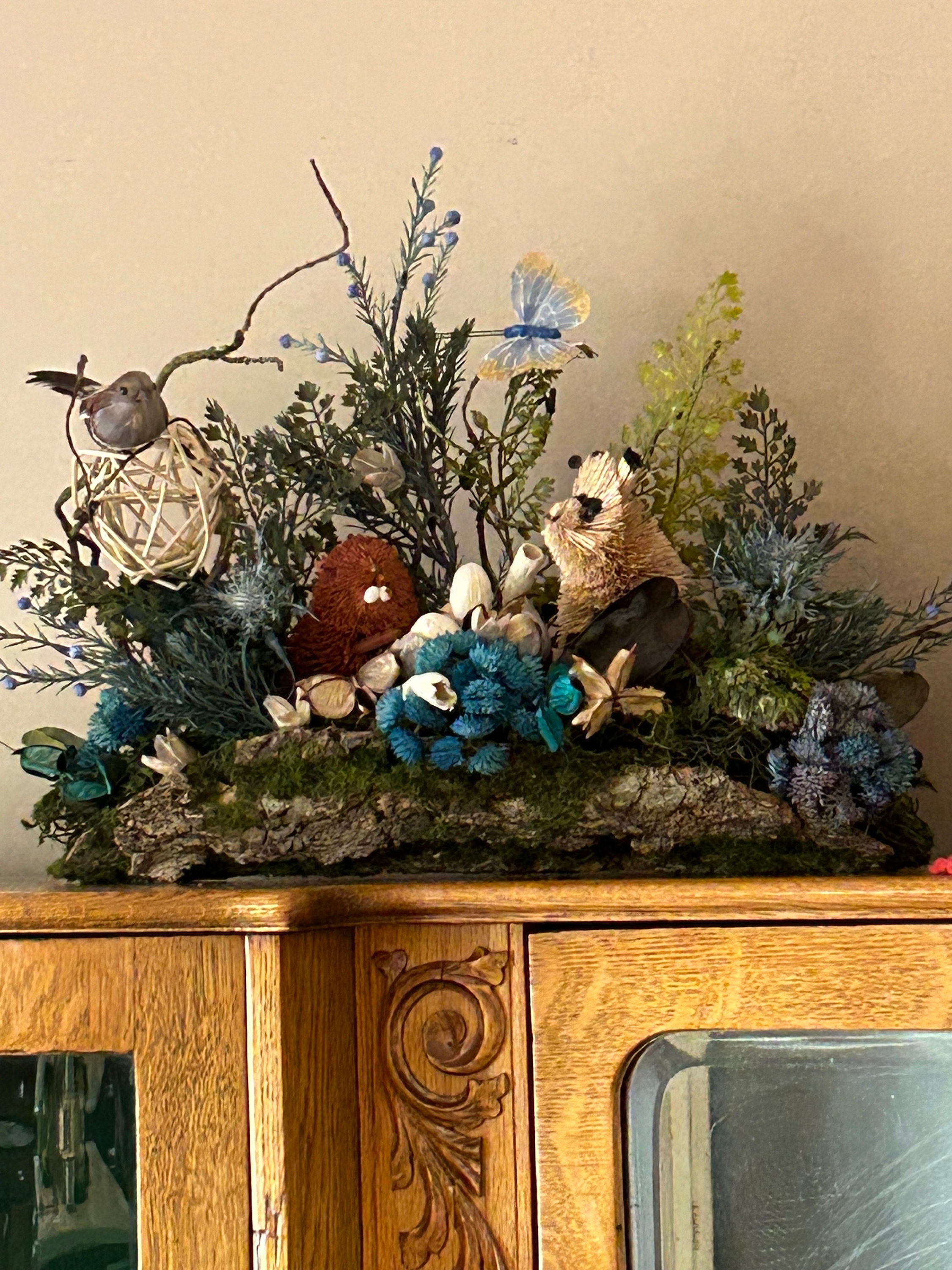 Racoon and Beaver Natural Rustic Log Arrangement With Blue Thistle ...