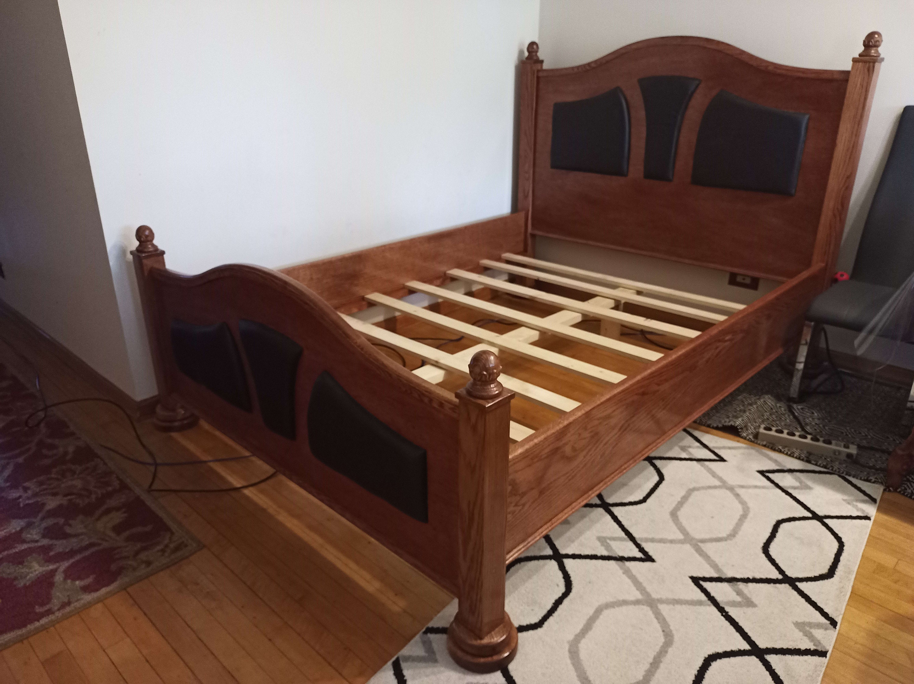 Custom Queen-sized Red Oak Bed Frame [LOCAL - CHICAGO] - Etsy