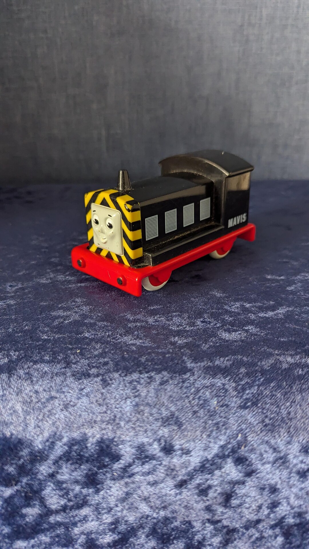Vintage Golden Bear Thomas Mavis Train 1996 - Etsy