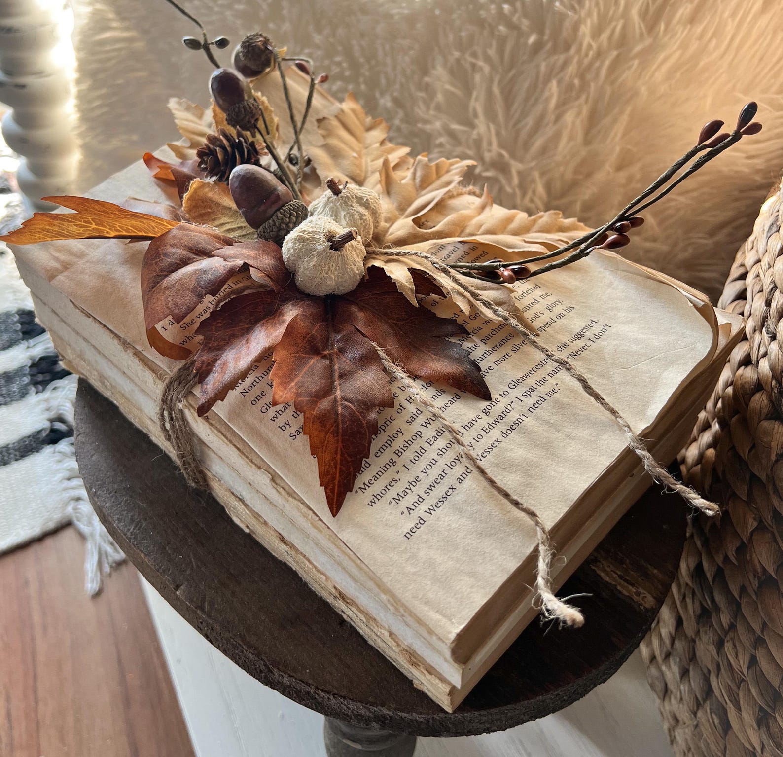 Oak Leaf & Acorn Decorative Book Bundle - Etsy