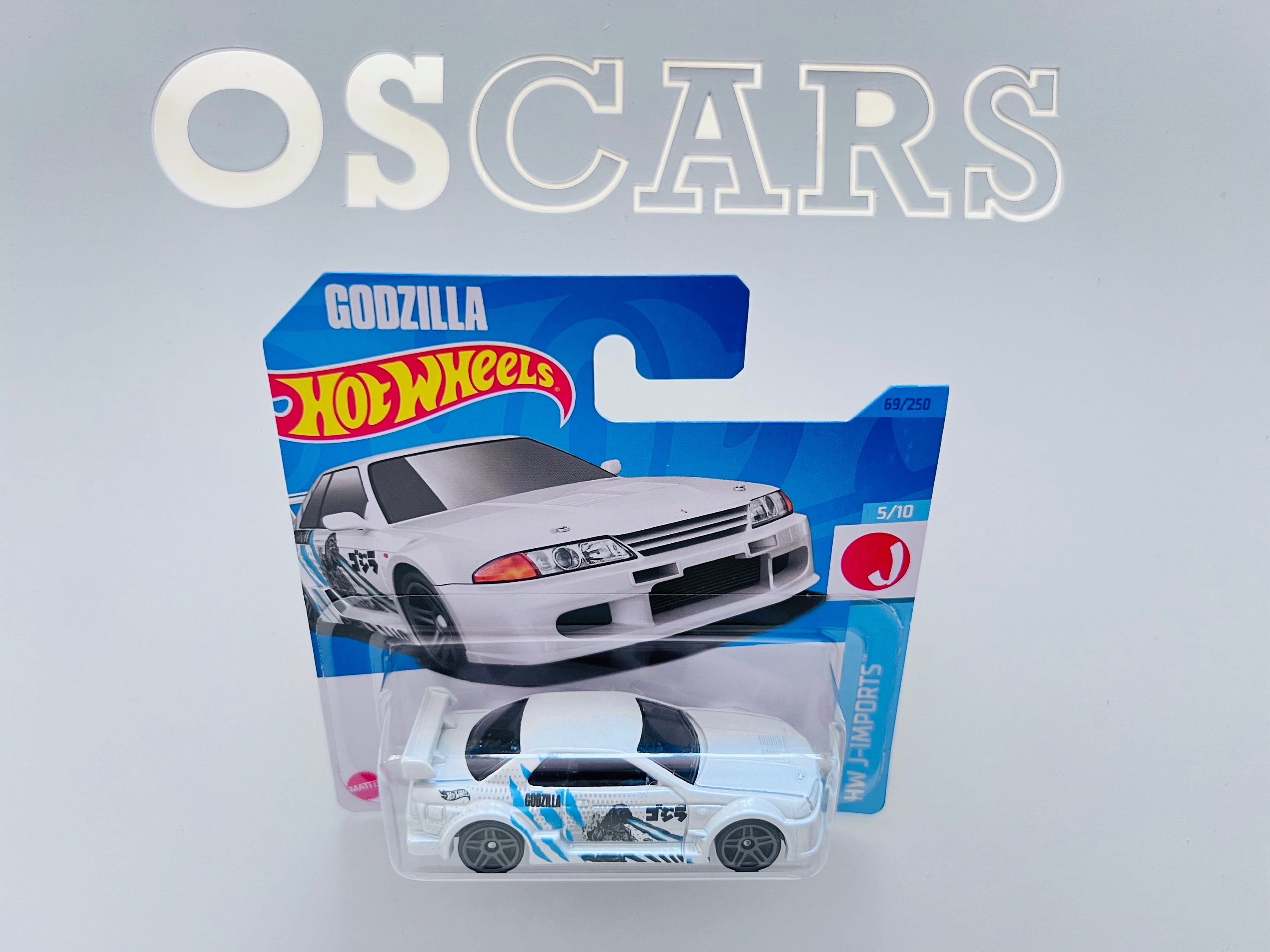 Hotwheels Nissan Skyline GT-R (R32) Godzilla Die Cast Car. Short Card ...