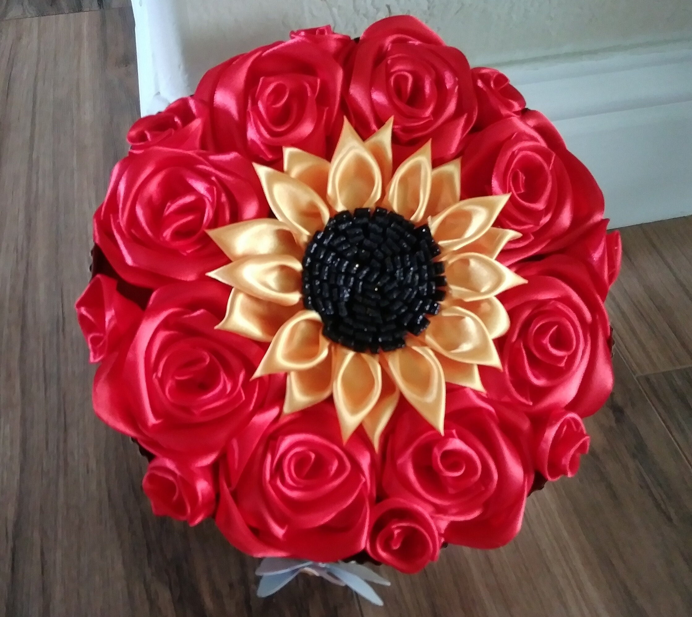 Silk Ribbon Roses. Flower Box. Satin Roses. Eternity Rose. Bouquets Roses. Home Dekor. Rose Box ...