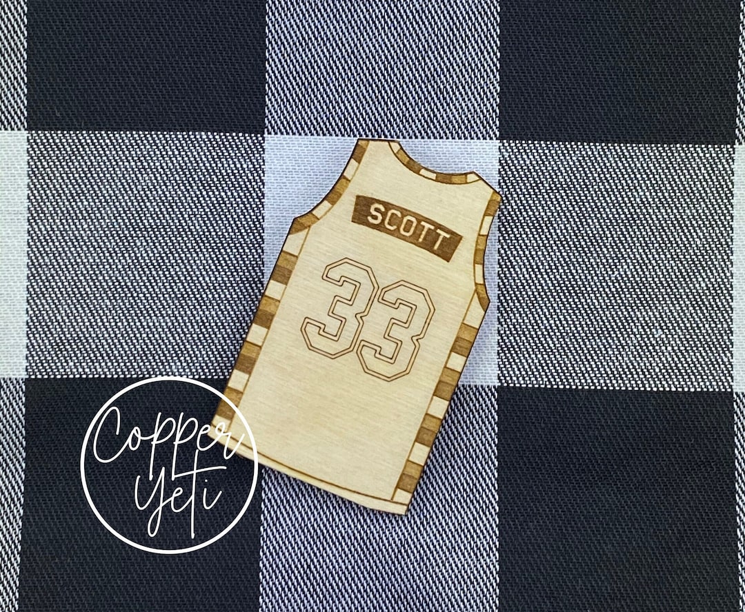 Dan Scott Jersey Magnet - One Tree Hill Magnet - Tree Hill Ravens ...