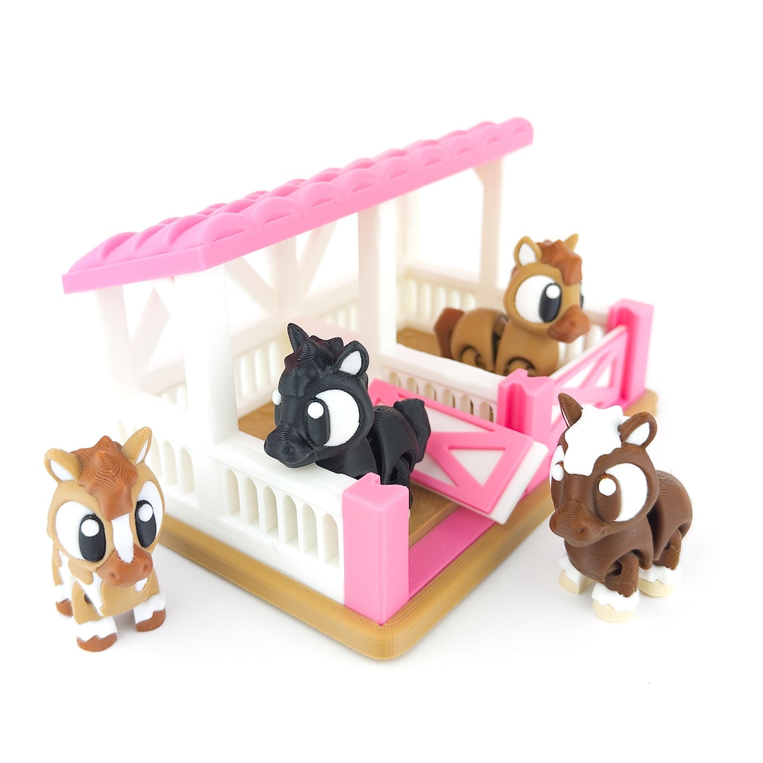 Mini Horse Stables Playset: Adorable Pet Scene With Articulated Horses ...