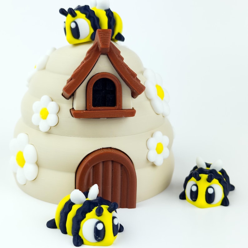 Kawaii Bee Hive Playset: 3D Printed Miniature With Tiny Bees - Etsy