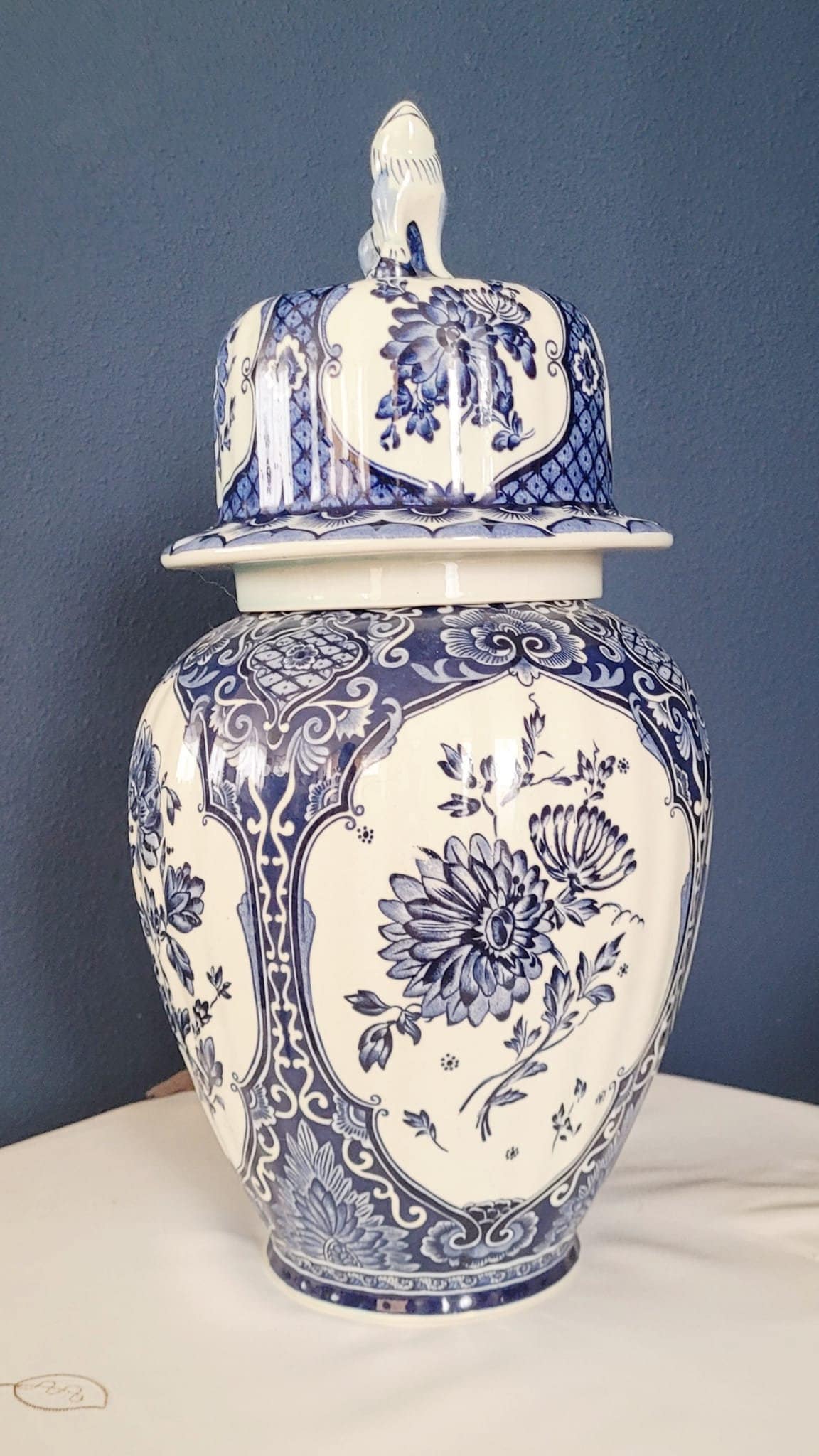 Large Boch Delfts Blauw Vaas Boch 1950s Blue Delfts Royal Sphinx ...