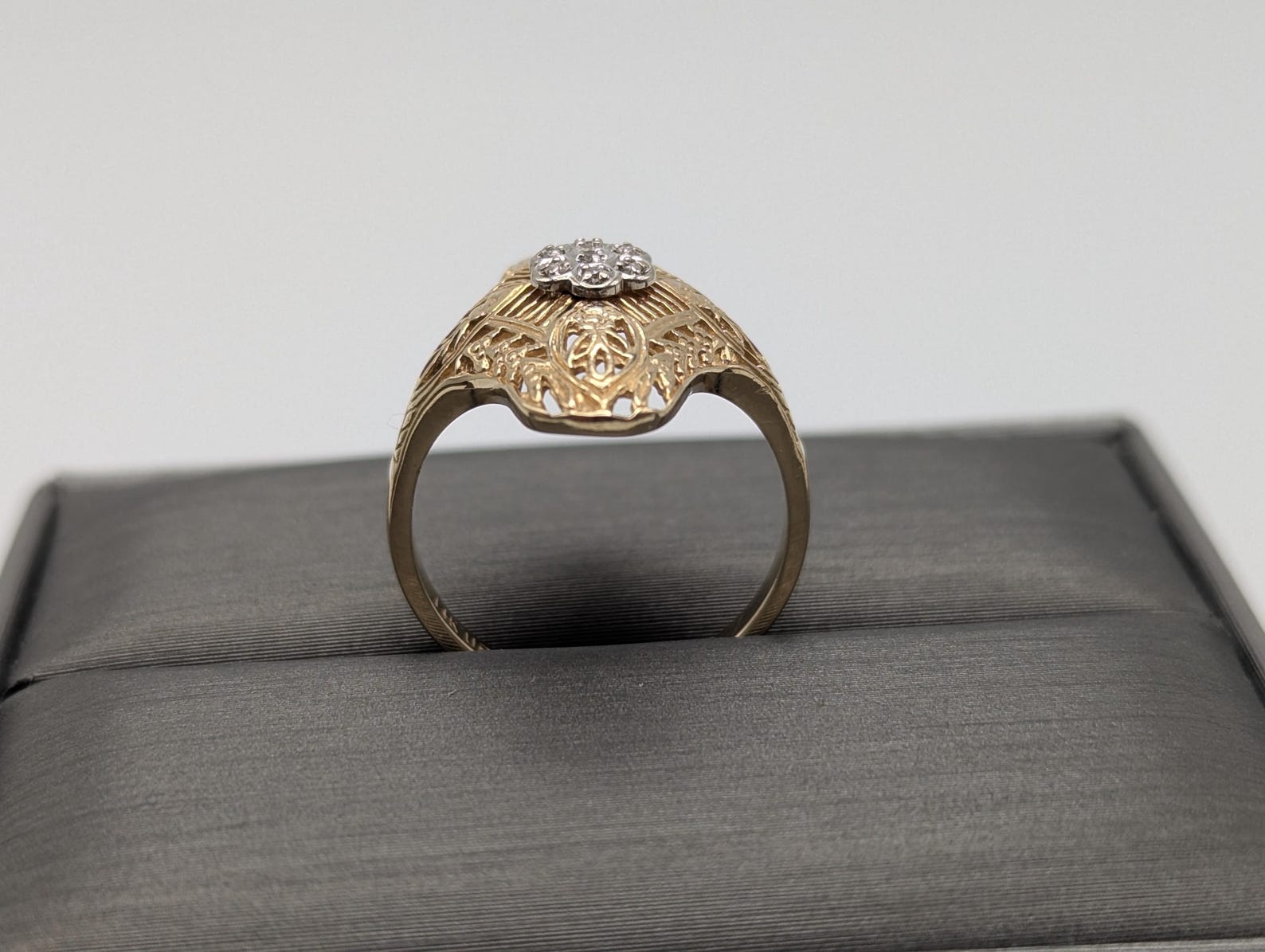 14k Yellow Gold Diamond Filigree Shield Ring Wedding Handmade Diamond ...