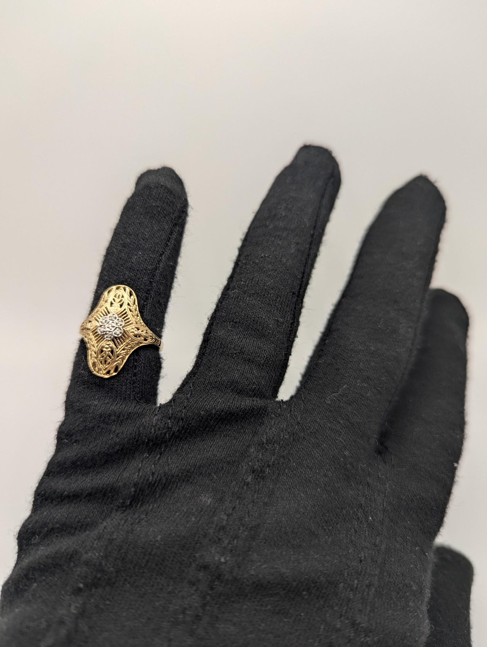 14k Yellow Gold Diamond Filigree Shield Ring Wedding Handmade Diamond ...