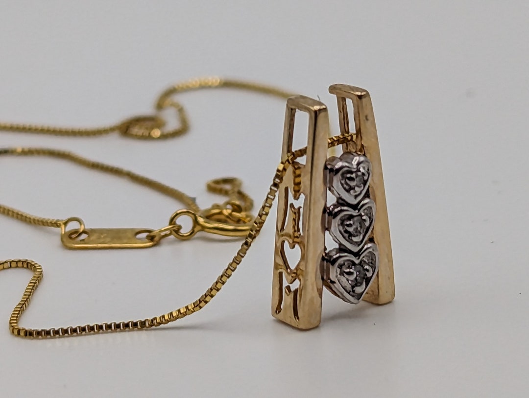 10k Yellow Gold Diamond Heart Mom Necklace. 10k Mom Diamond Necklace ...