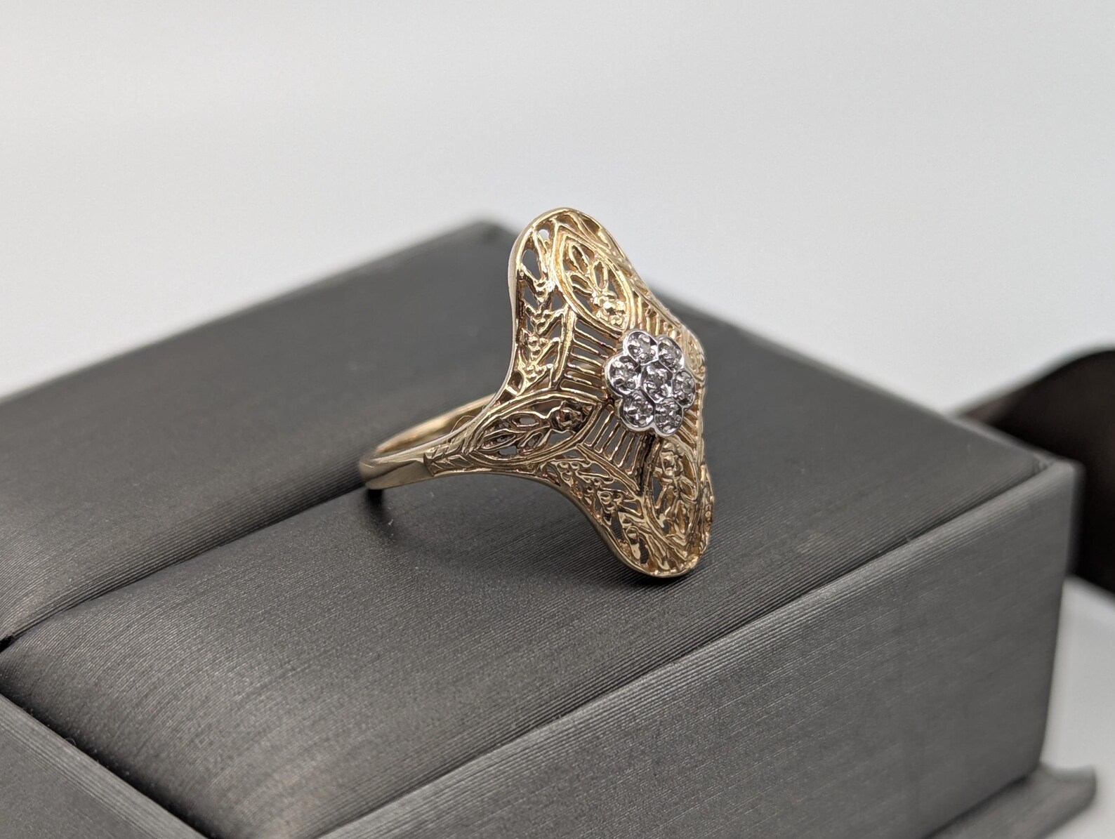 14k Yellow Gold Diamond Filigree Shield Ring Wedding Handmade Diamond ...