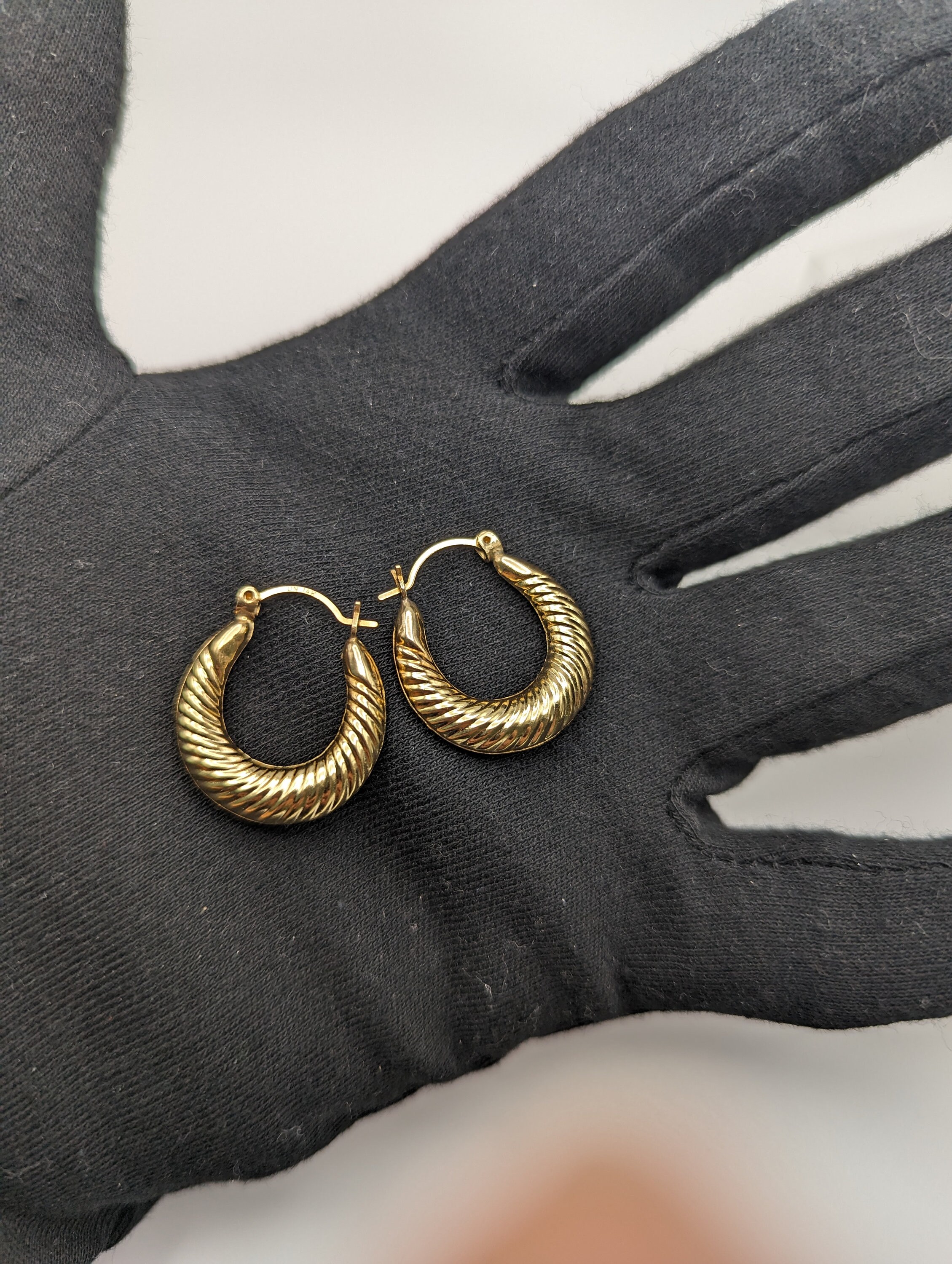 14k Large Yellow Gold Hollow Puff Earrings. 14k Gold Hollow Shrimp Hoop ...