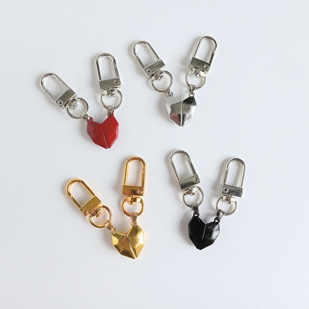 Couples Heart Keychains, Magnetic Keyring Set, Gift for Anniversary ...
