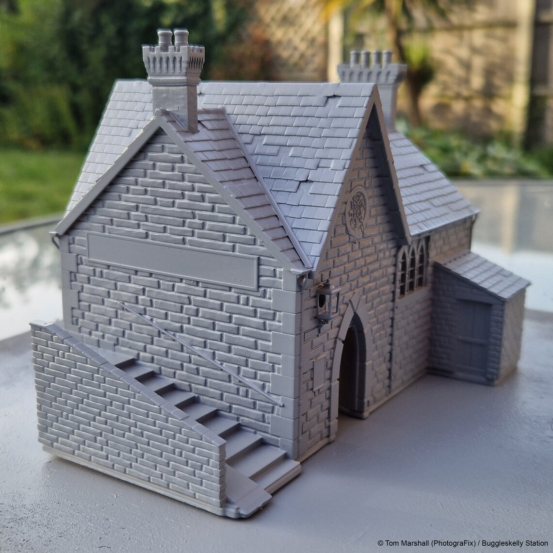 Crovan's Castle Station N, TT, TT3, OO & O Gauge Model Railway Railroad ...