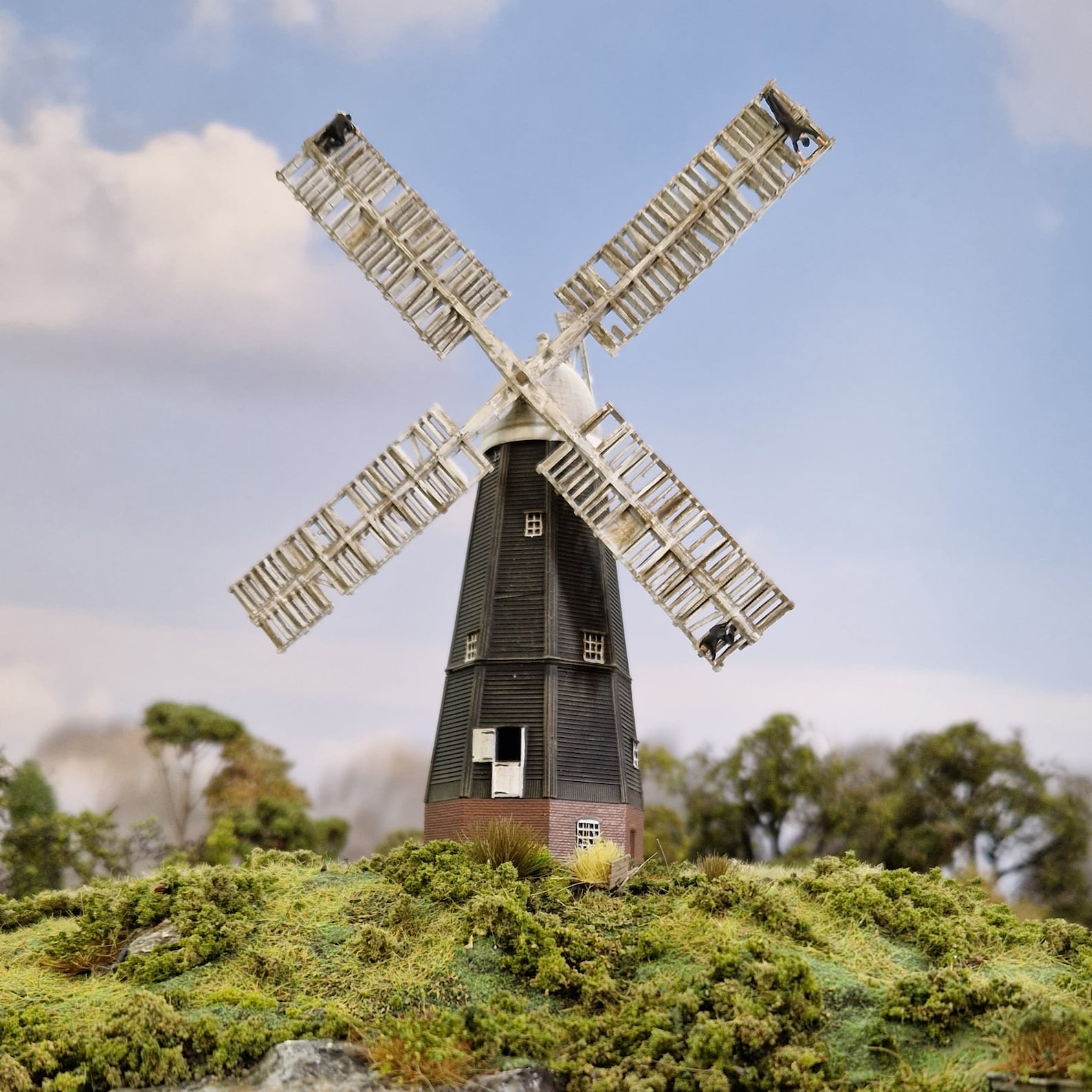 Buggleskelly Windmill With Working Sails - Ramshackle Derelict Mill - N ...