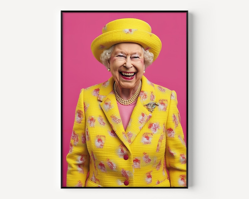 The Queen Portrait Happy Queen Art Print Famous Photography Women ...