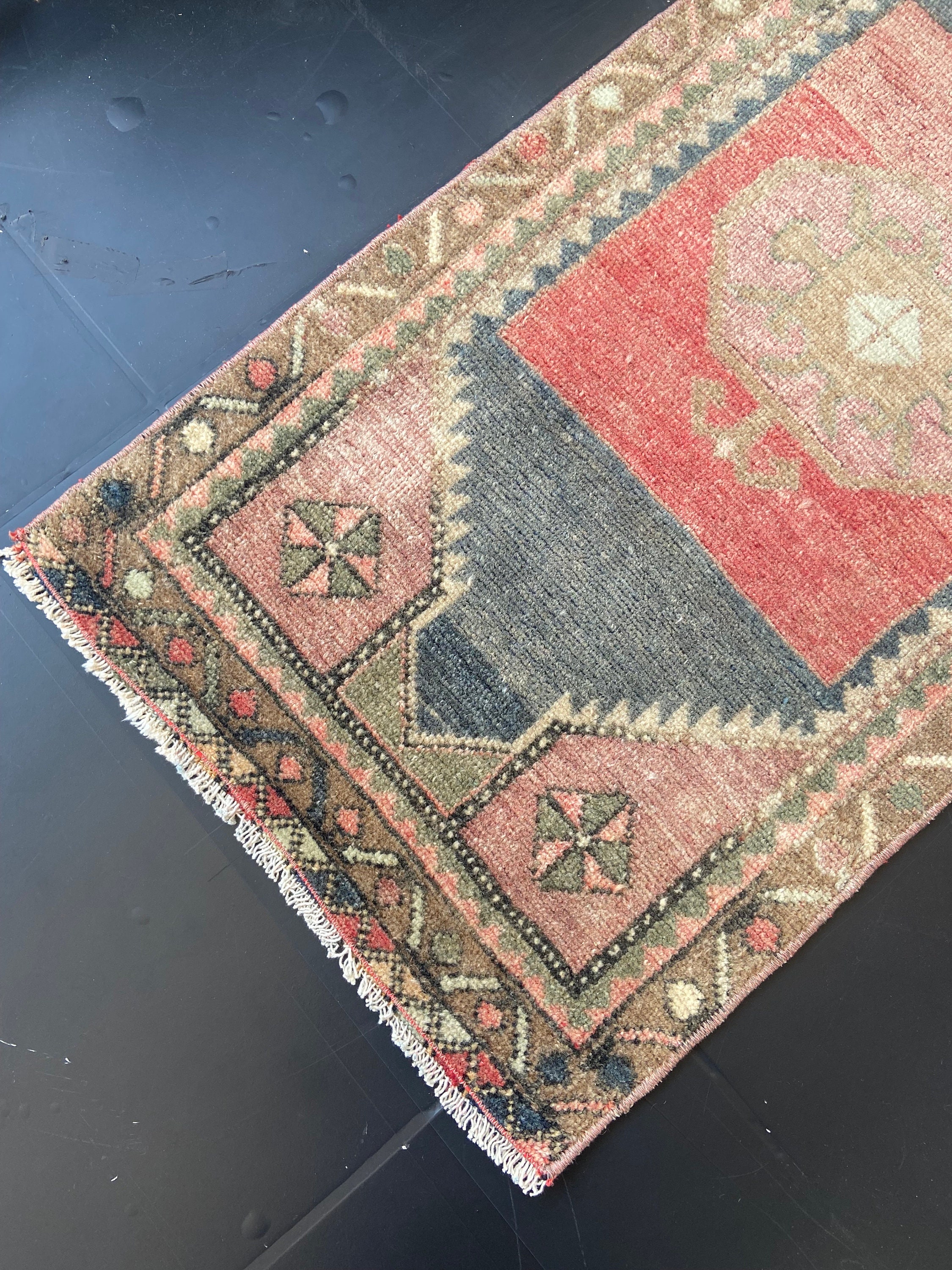 Red Vintage Rug Bohemian Bathroom Mat Red Boho Rug Mini - Etsy