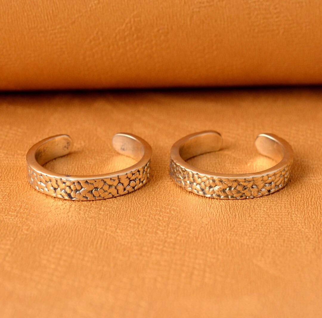 Gold Toe Ring, Hammered Toe Ring, Summer Jewelry, Foot Jewelry, Toe ...