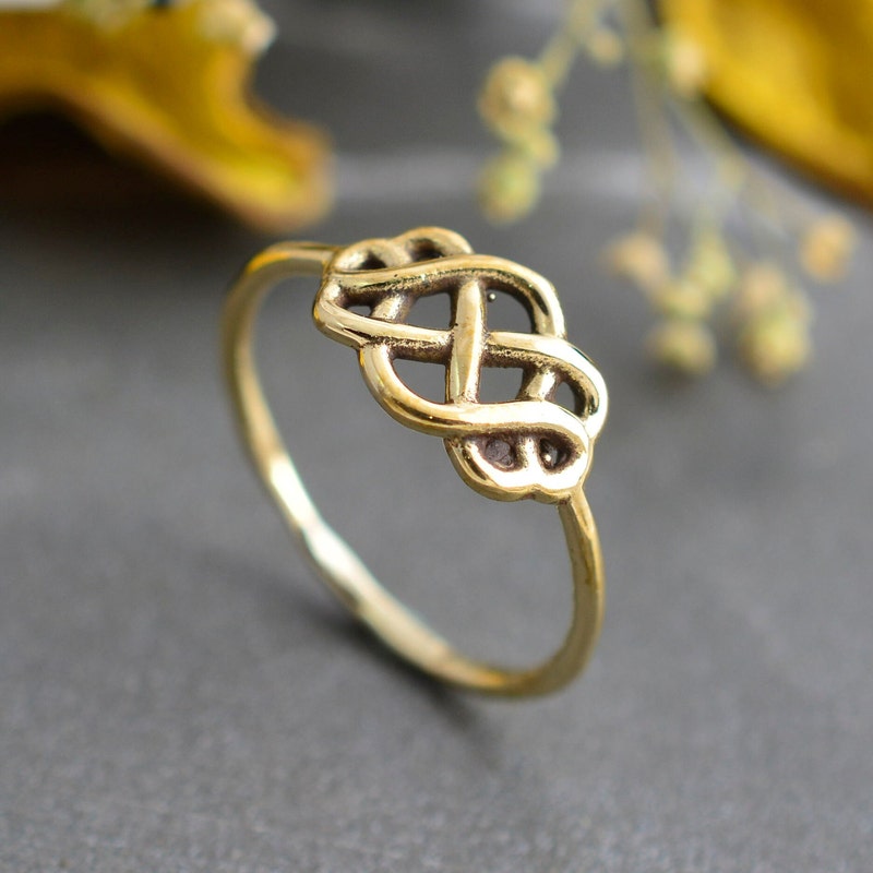 Irish Wedding Ring - Etsy